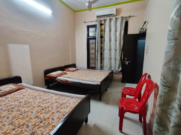 7 Bhk Nr Munsipulia  Station . - 勒克瑙