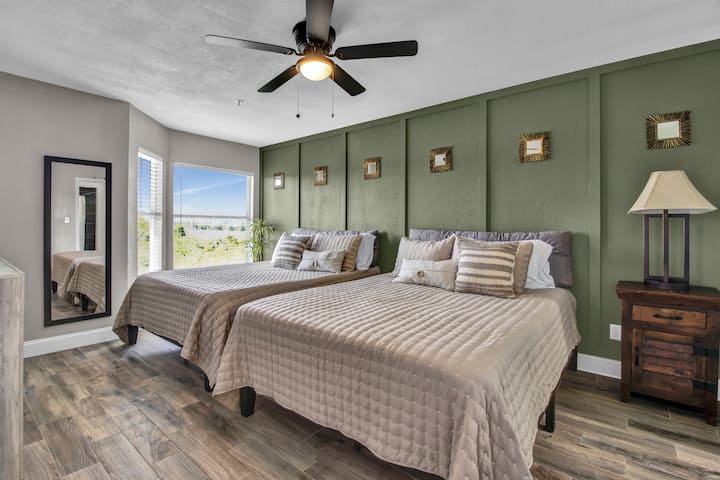 Winter In Florida Adventure Home-base - Level Up, Kissimmee