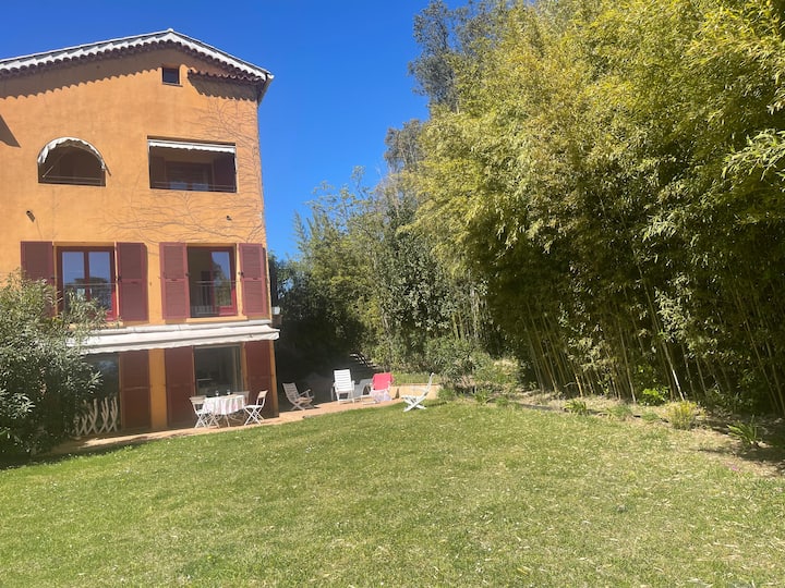 Appartement -Maison à Saint-raphaël Valescure - Saint-Raphaël
