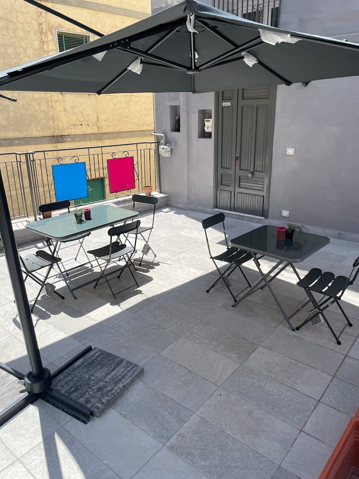 Napoli Vi Aspetta - Naples