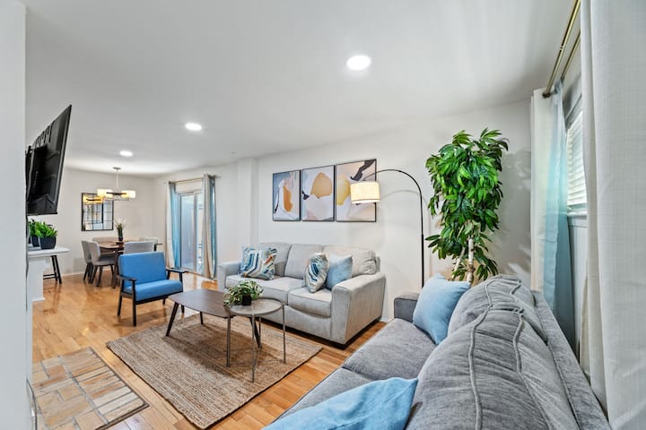 Luxe Uptown Dallas 2br | Parking - Dallas, TX