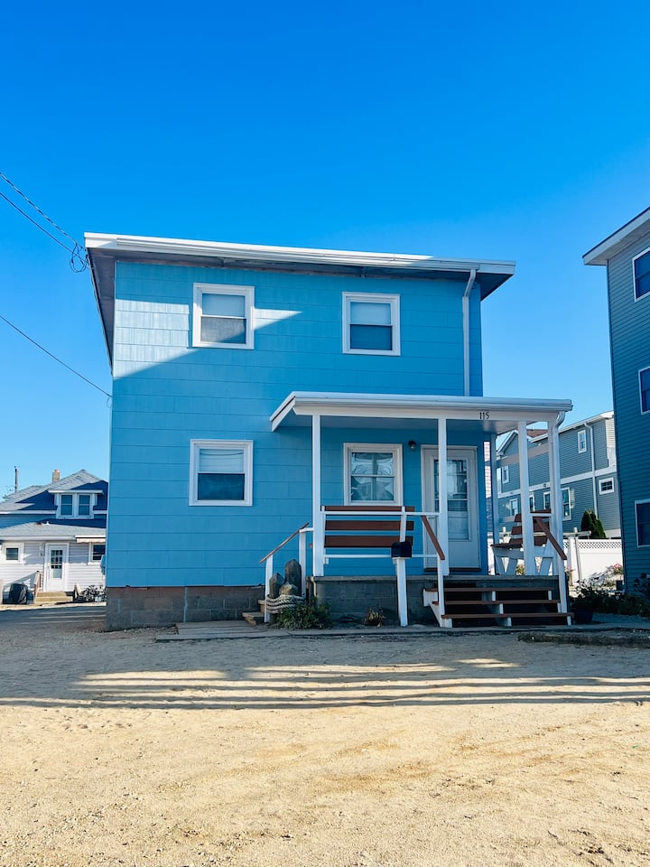 Nostalgic, Beach Block W/parking - Long Beach Island, NJ