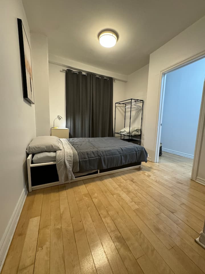 Central Cocooning Room - Montreal