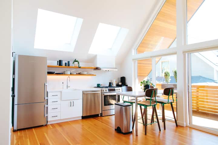 Luxury Cabin In The City - Portland, OR