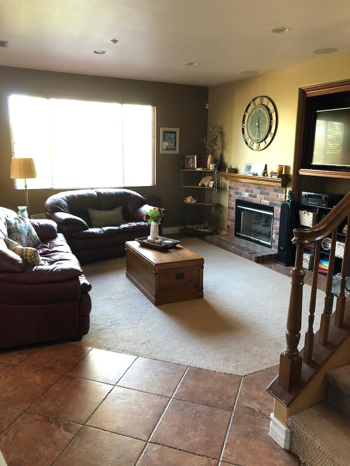 Beautiful Oxnard Home - Oxnard, CA