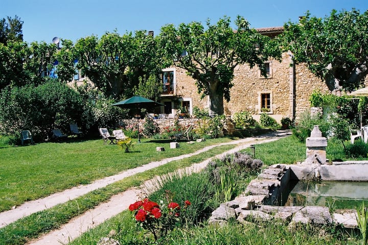 Chambres D'hôtes Istrane - Rustrel