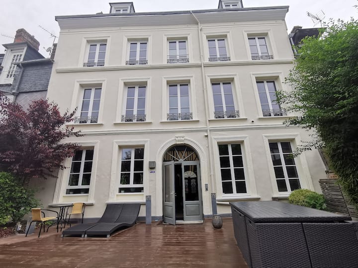 Maison De Maître 380m2 Normandie 12 Couchages - Bernay