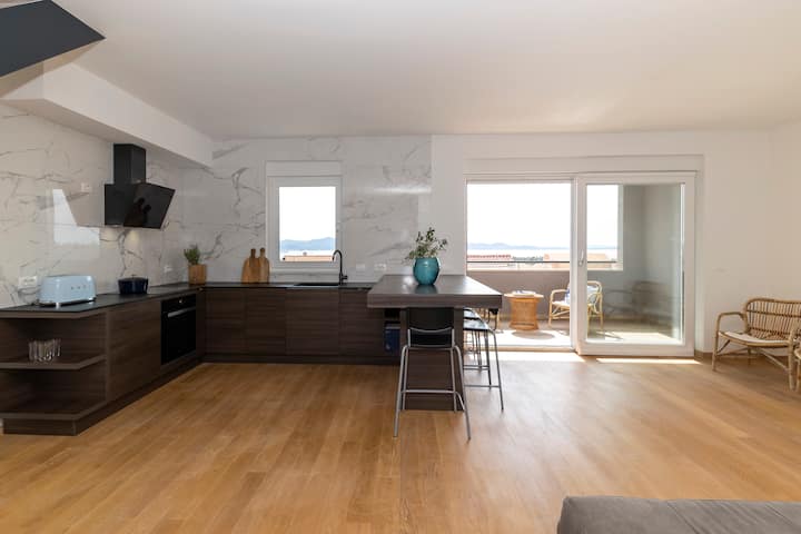 Penthouse Residence & Spa - 札達爾