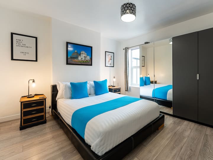 Tettenhall Lodge Apartment - Wolverhampton