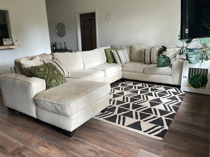 Outdoor Yoga Studio & 8 Min Walk To Lake - Lakeway, TX