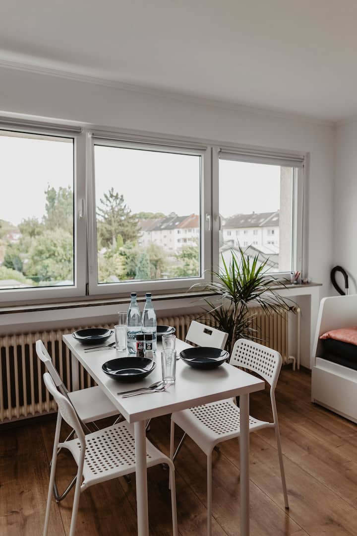 Sk Apartments — Red - Gelsenkirchen