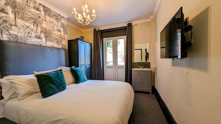Innit Bliss 4 - Double Ensuite - Rottingdean