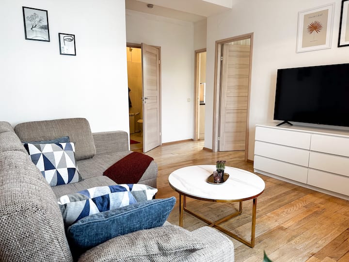 10 Min To Old Town / Free Parking / Work Station - Tallinn