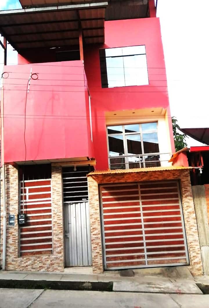 Casa Amplia Amoblada Acogedora - La Merced