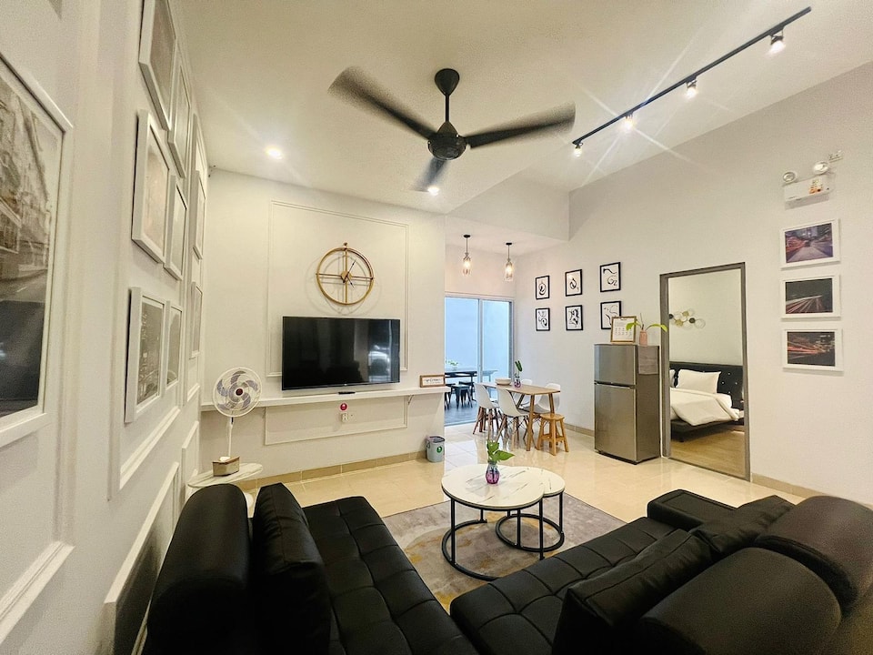 Batam Vacation Rentals & Homes - Riau Islands, Indonesia | Airbnb