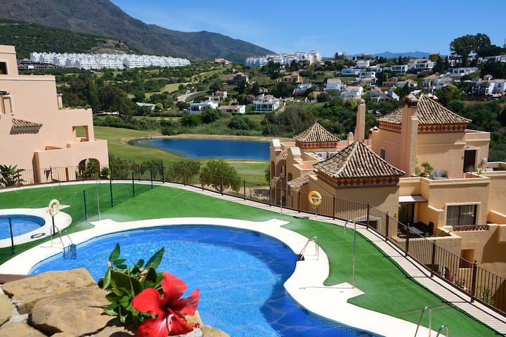 Estepona : Searenityapartments, Sun And Golf. - Casares