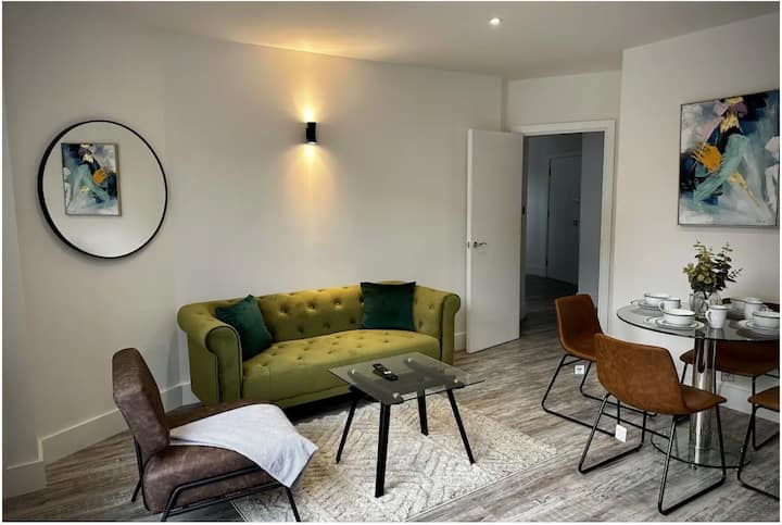 Stylish Swindon Suite | Sn1 | Free Parking - 斯文敦