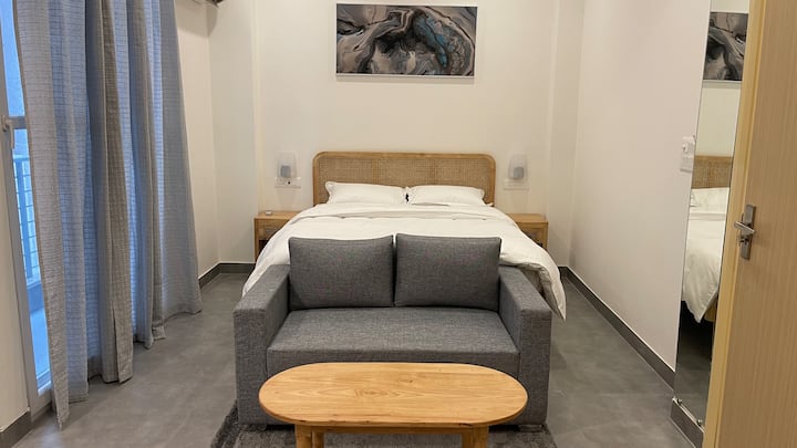 Indaia Inn - Modern Studio 102 - New Delhi