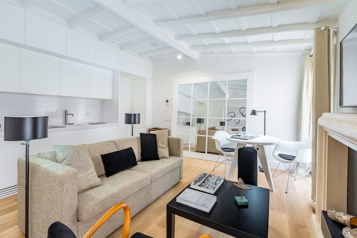 The Tower Monti Colosseo Design Luxury Appartment - Rome