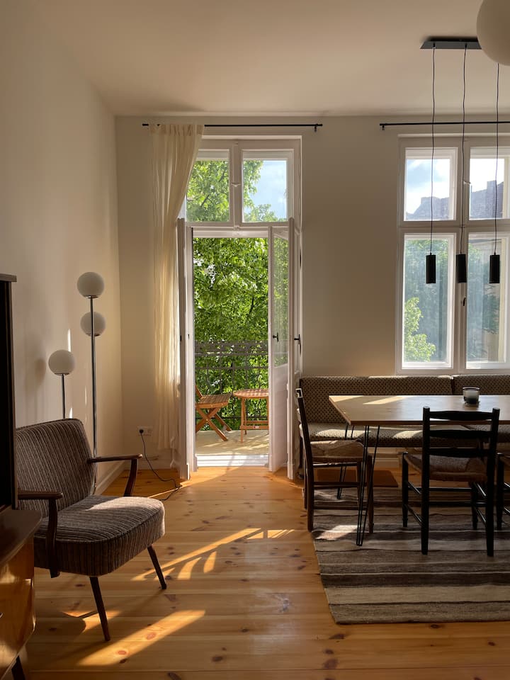 My Sunny Home In Neukölln - Berlijn