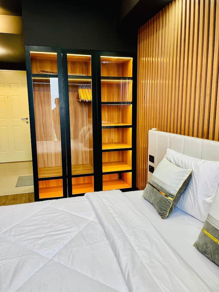 Luxury Stylish Stay With Gym & Pool - Cebu