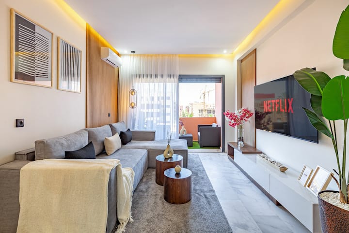 Luxury Apartment Gueliz, Cinema Bedroom Experience - Marrakech