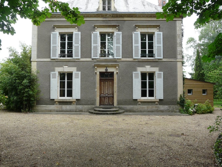 Grande Maison Avec Piscine - Durtal
