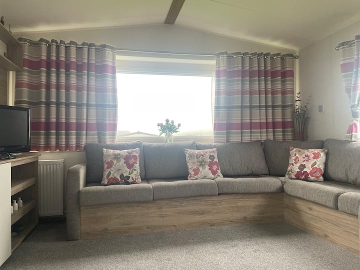 Beautiful New Static Caravan - Girvan