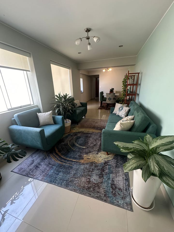 Apartamento Verde Cerca De Zona Empresarial. - Peru