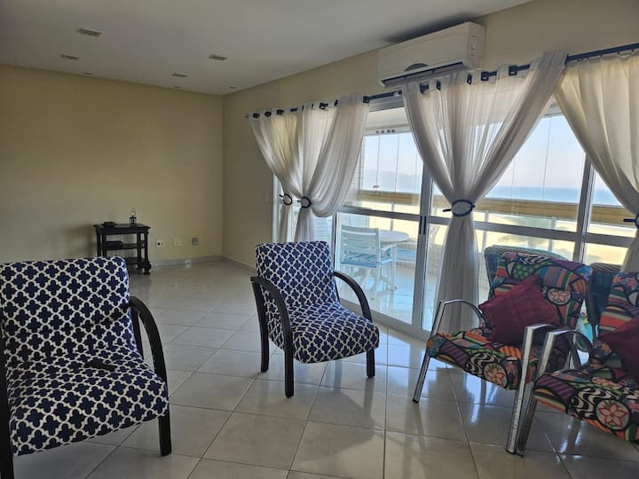 Air-conditioned Apartment With Sea View - Praia Grande