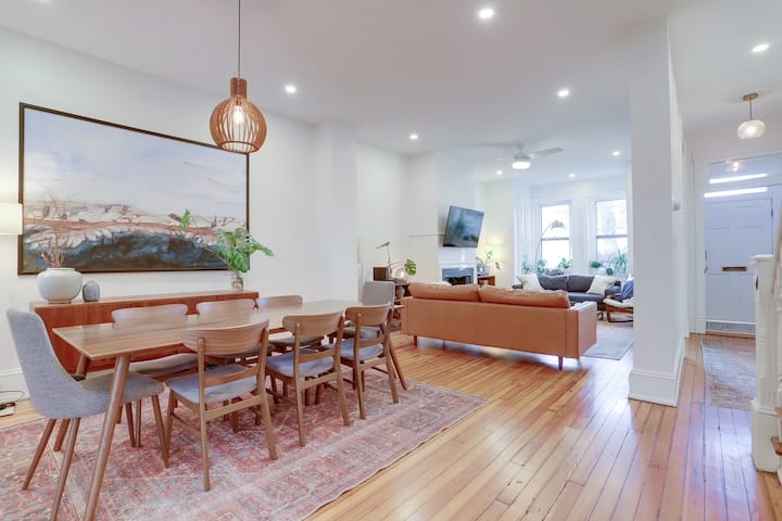 Stunning Capitol Hill Home-pkg! - Washington, D.C.