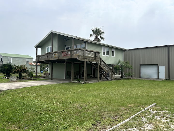 Sunset Chateau - Port O'Connor, TX