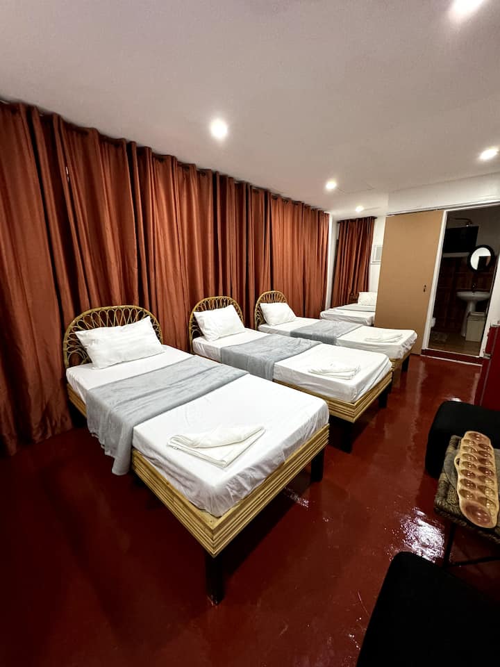 Ohwa's Bed And Bfast Group Rm 1 - El Nido