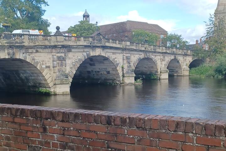 The Arches Self Catering Studio - Shrewsbury