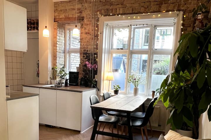 Chamerende Lejlighed I Hjertet Af Vesterbro, Cph - Copenhaguen