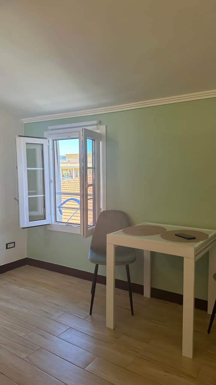 À Deux Pas De La Gare Central, Nice-ville - Nice