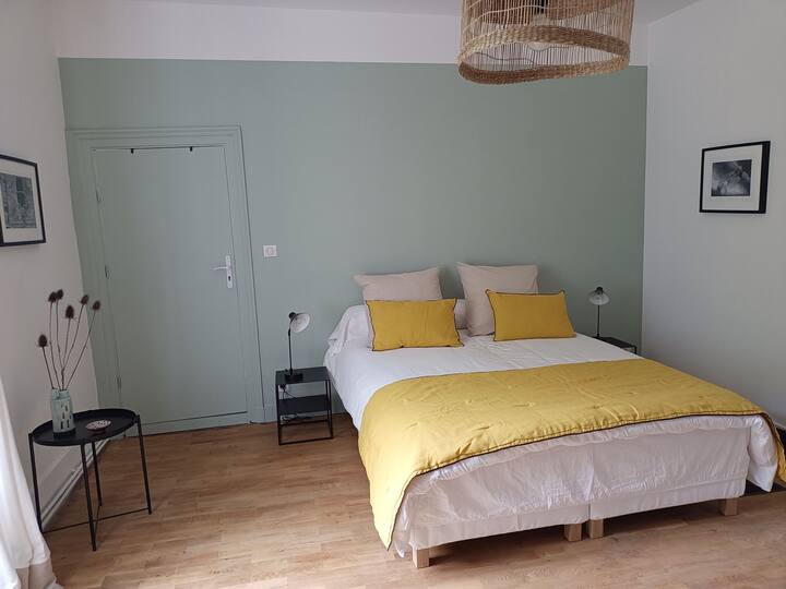 Chambre Et Salle De Bain Privée - Baume-les-Messieurs