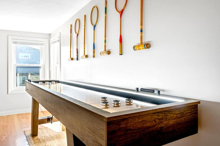 Walk To Beach, Shuffleboard, And Bunk Room - Old Orchard Beach, ME