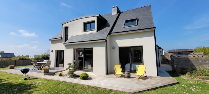 Maison Contemporaine Avec Jardin, Plages à 10 Min - Kerlouan