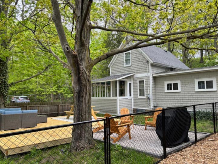 Corner Cottage, Saugatuck - Saugatuck, MI