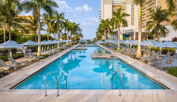 3bd, 3b Marriott Crystal Shores, Marco Island - Marco Island, FL
