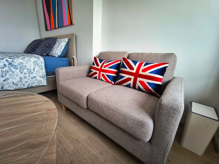 Modern City View Studio | Arl 1 Stop To Asoke - Bang Kapi District