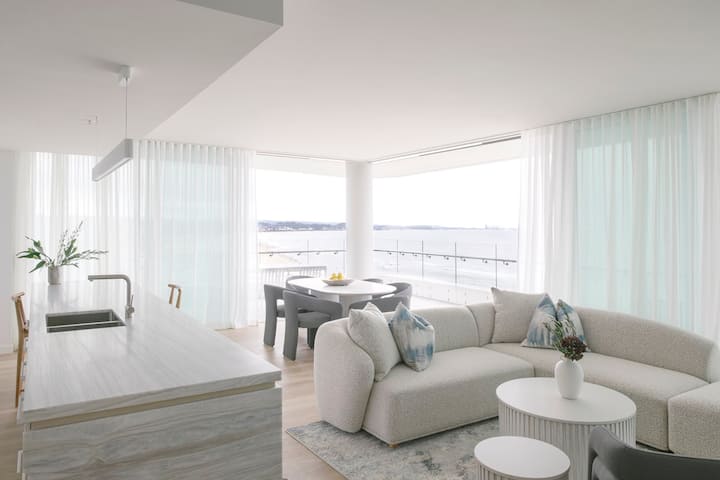3 Bedroom Skyline Ocean Suite - Coolangatta