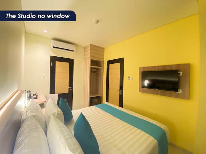 The Studio Single ( No Window ) - Labuan Bajo