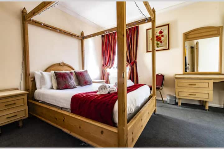 Paddington House Hotel Deluxe Double Room - Warrington