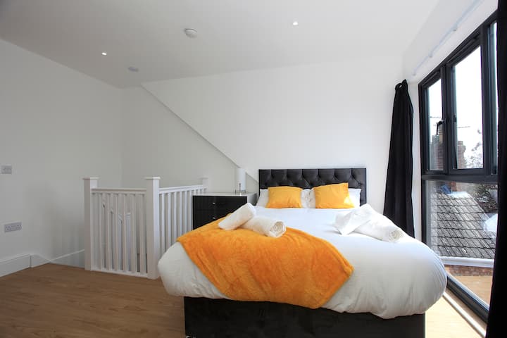 Brand New Luxury Apartments Close To City Centre - Peterborough