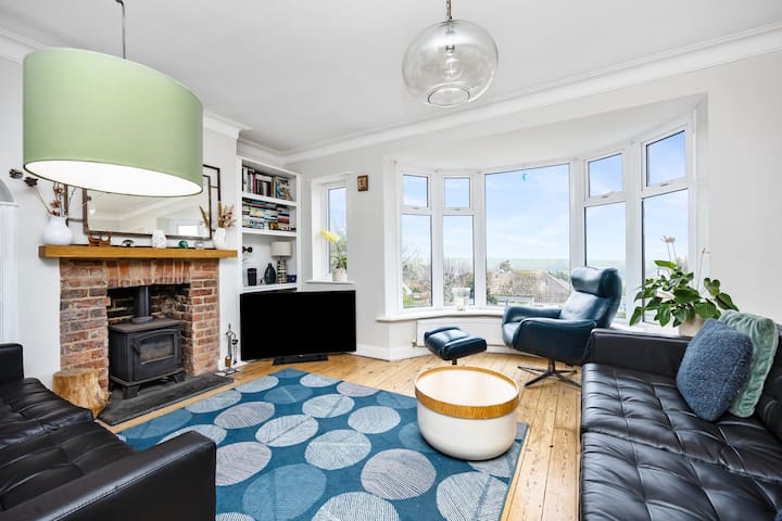 Spacious Seaside Home In Saltdean | Free Parking - Brighton & Hove