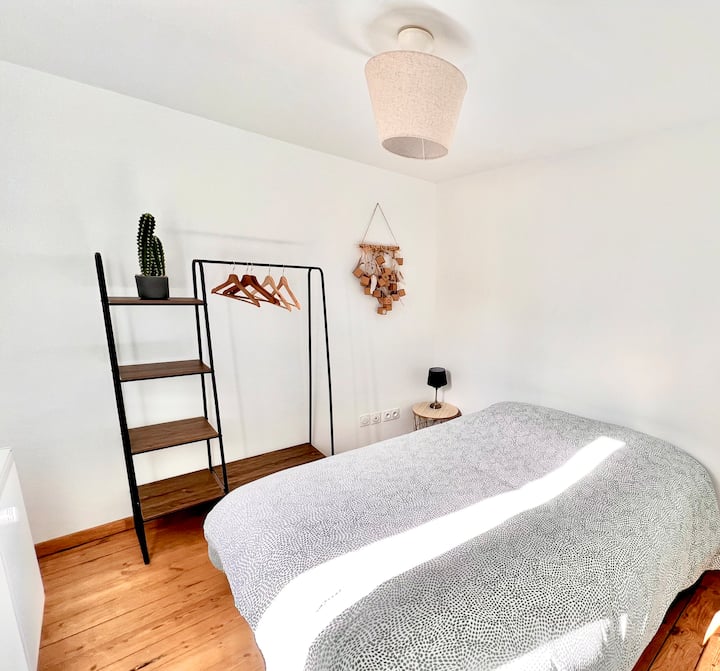 Maison 2 Chambres - Wifi/parking - La Rochefoucauld