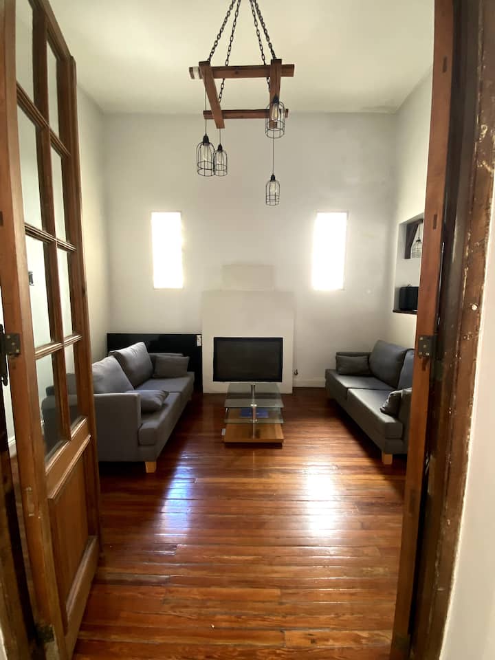 Spacious, Super Comfy  House,  Heart Of Recoleta - Buenos Aires