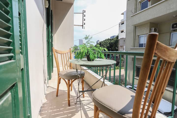 1st Floor Flat In Mar Mikhael - Beirut